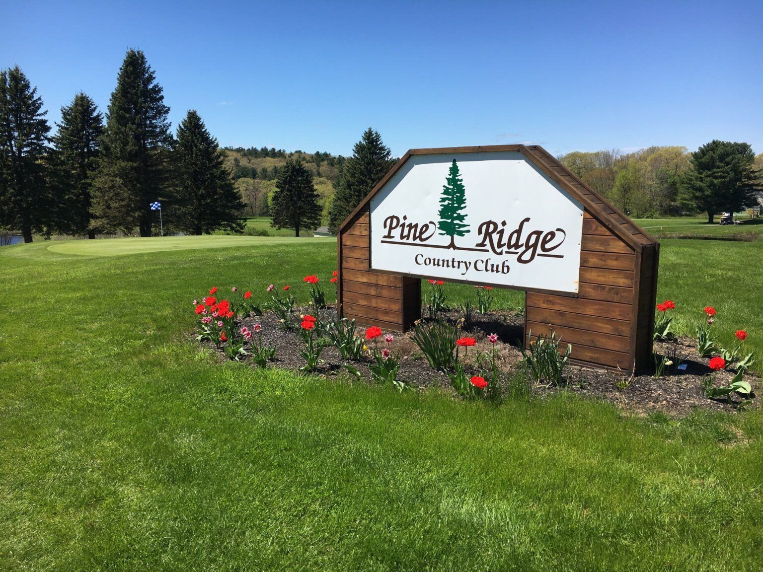 Public GOLF MA | Pine Ridge Country Club